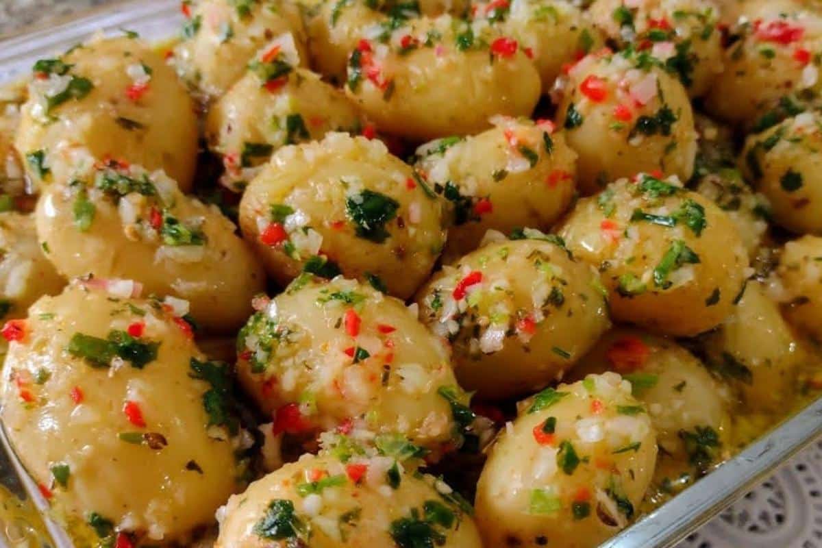 Receita de batatinha em conserva igual serviam nas festas de antigamente