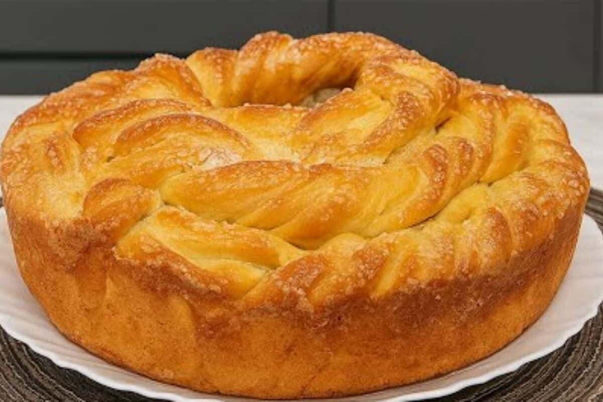 Rosca caseira muito fácil e fica melhor do que as vendidas nas padarias