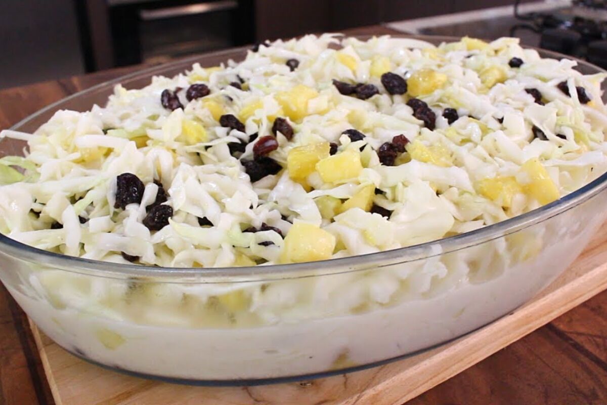 Salada agridoce leve e deliciosa, ideal para acompanhar carnes e deixar ...