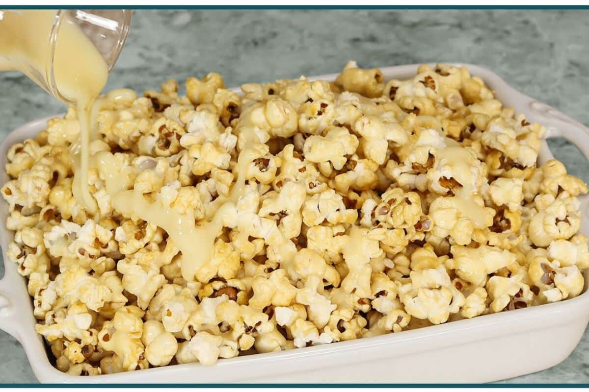 Pipoca doce caramelizada fácil e rápida: o segredo para deixar a pipoca ...