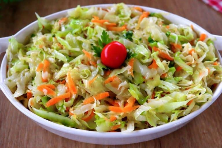 Salada de repolho diferente e muito saborosa, para até quem não gosta ...