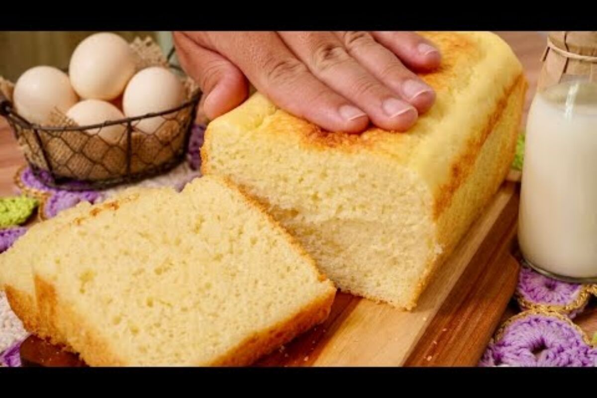 Pão sem farinha de trigo feito no liquidificador, que fica super ...