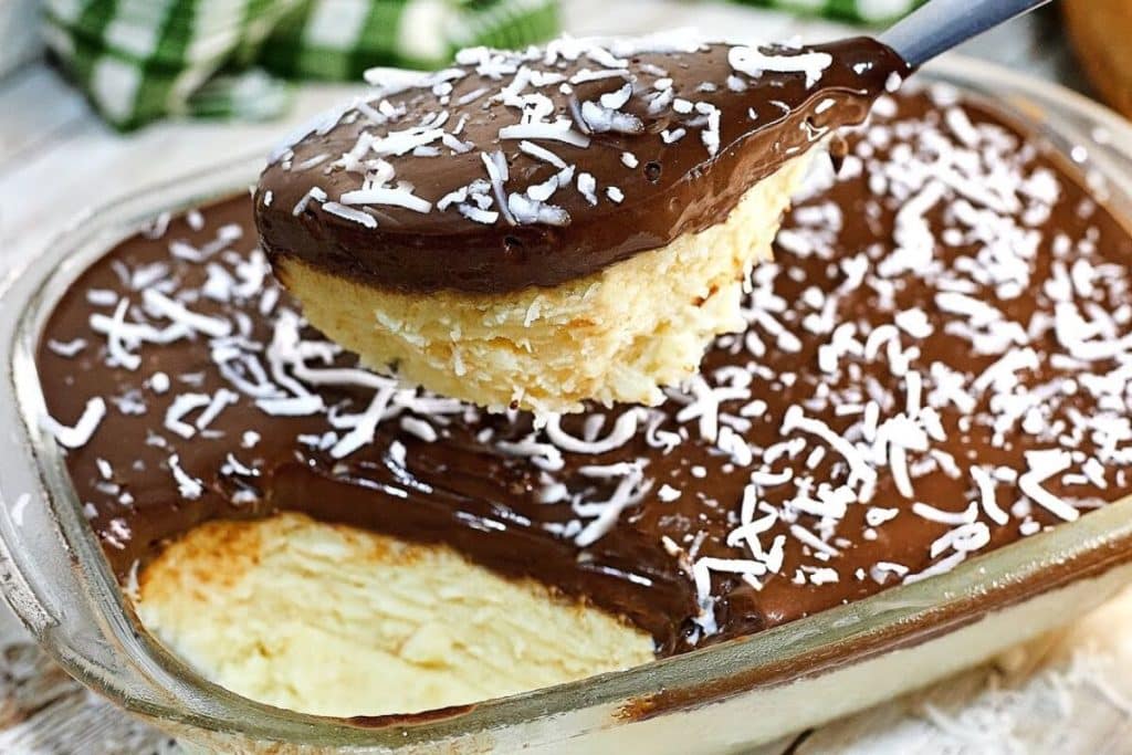 Prestígio de travessa muito cremoso com coco natural, que rende ...
