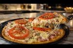 Pizza de frigideira sem trigo leve e saudável, para um lanche saboroso ...